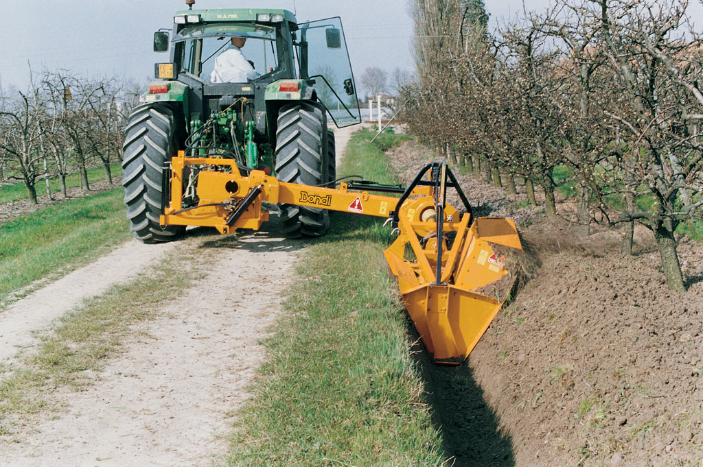 DRENAG垂直开沟机 | 开沟机 | 产品中心 | 意大利原装进口农业机械设备 - Powered by DouPHP